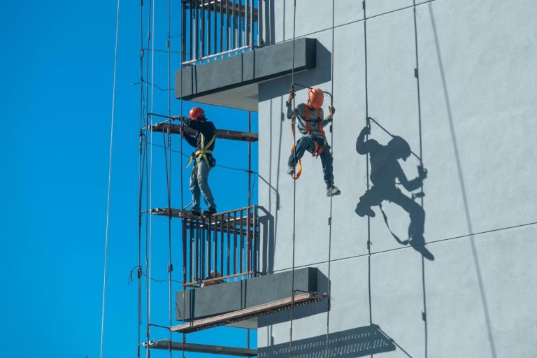 Rope Access Building Maintenance: Safe, Efficient Solutions